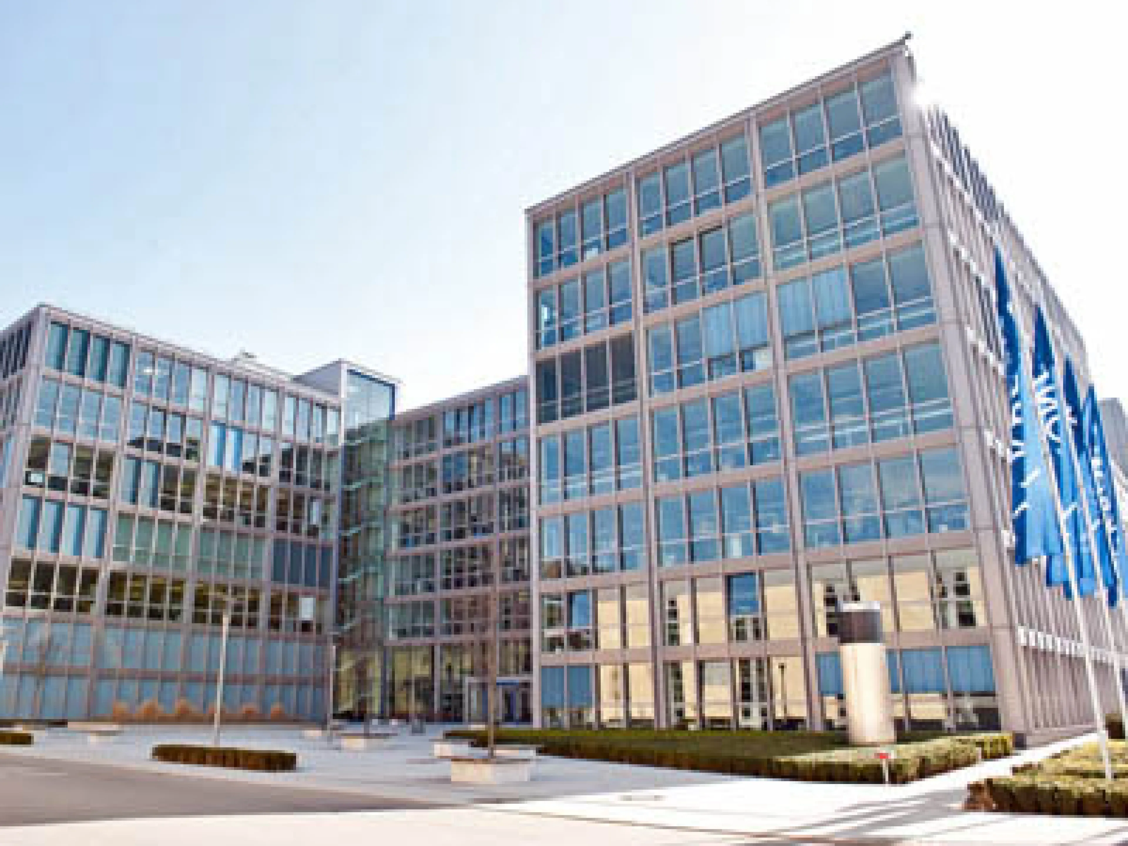 Krones steigert 2024 Umsatz, operatives Ergebnis und Gewinn zweistellig